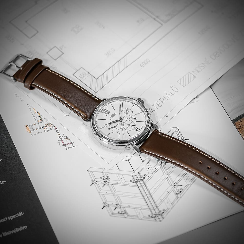 Retro Elegance 25 Automatic W01P.13248.A | Hodinky.cz