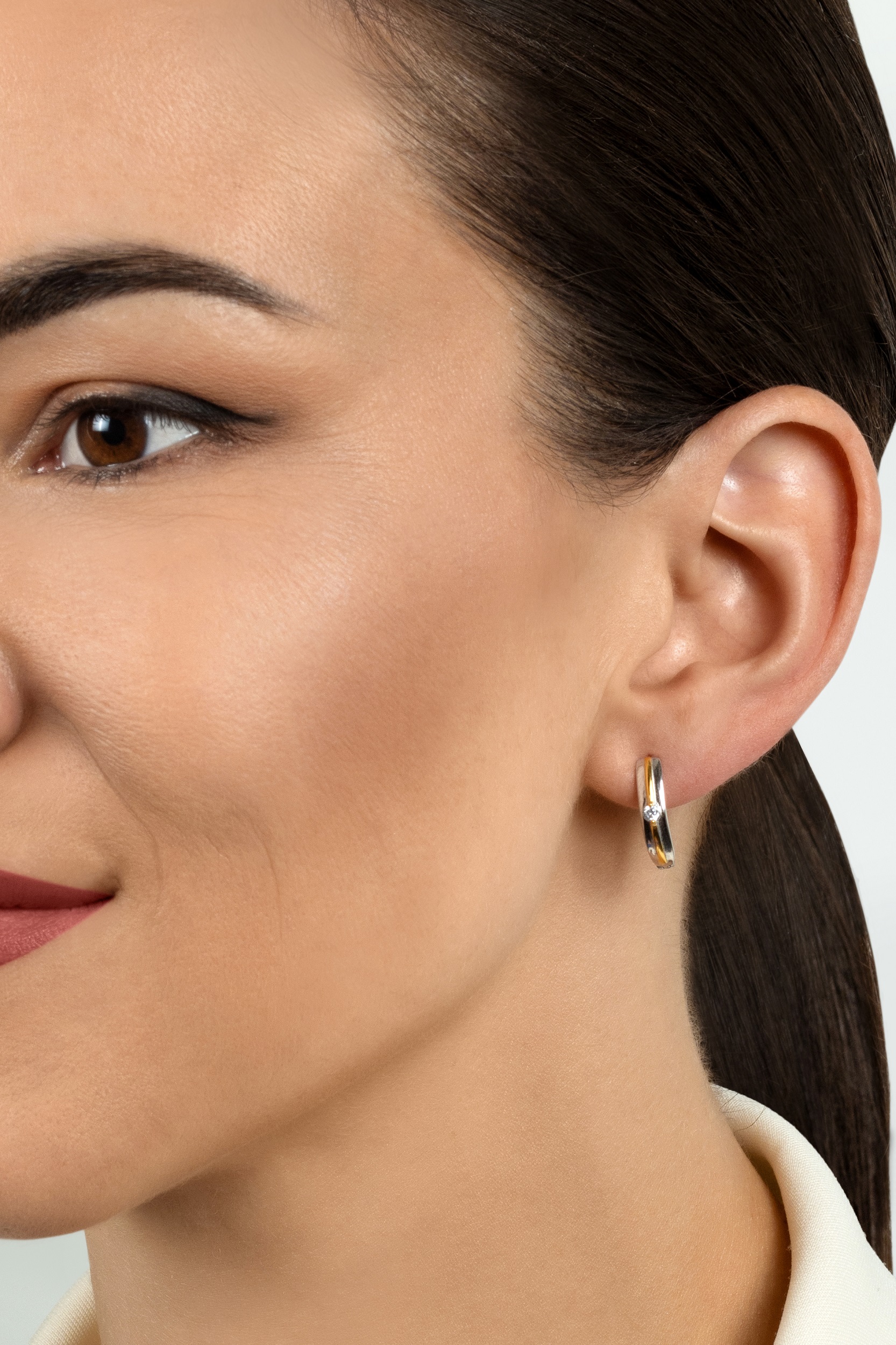 Cercei bicolori moderni din argint EA457W | Vivantis.ro - Hello Gorgeous!
