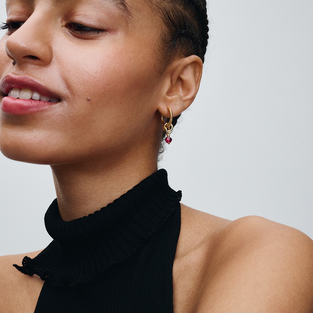 Pozlátený prívesok Nekonečný kruh Shine Moments 763462C07 | Vivantis.sk ...