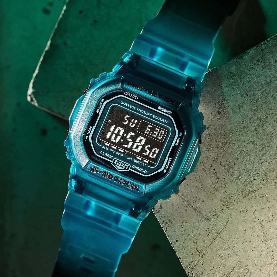 G-SHOCK Bluetooth DW-B5600G-2ER (332) | Hodinky.cz
