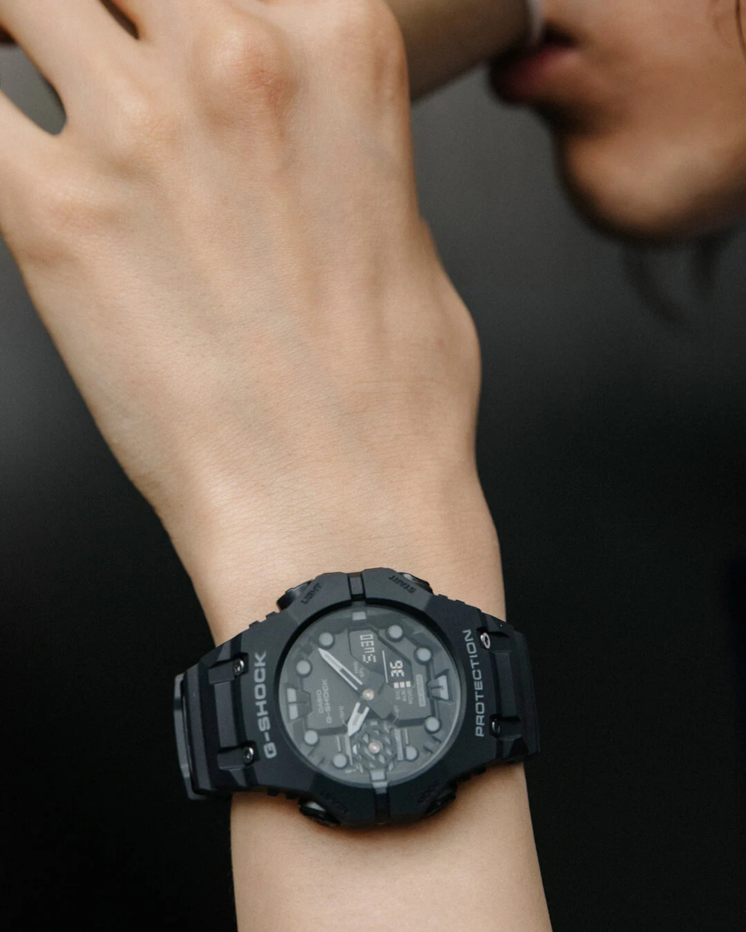 G-Shock Carbon Core Guard GA-B001-1AER (666) | Hodinky.cz