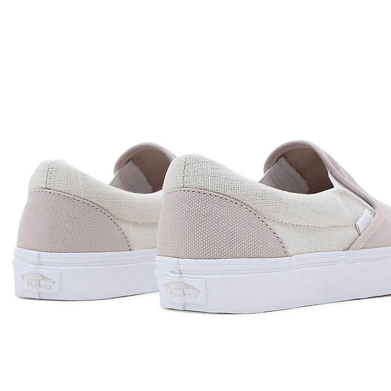 Pánské slip-on tenisky UA Classics | Vivantis.cz - Od kabelky po parfém