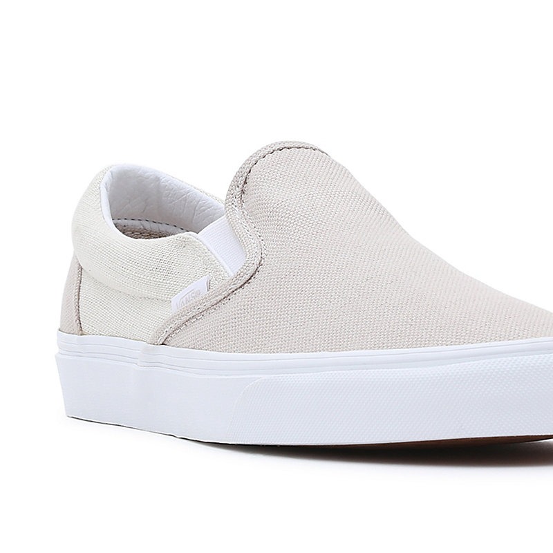 Pánské slip-on tenisky UA Classics | Vivantis.cz - Od kabelky po parfém