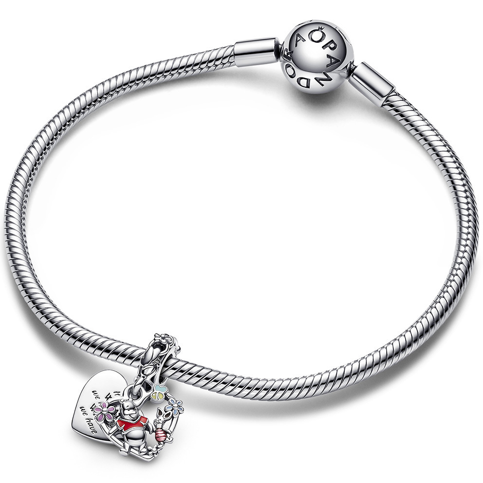 Něžný stříbrný přívěsek Medvídek Pú a prasátko Disney 792214C01 | Sperky.cz